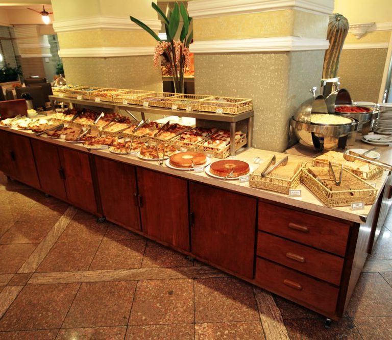 Restaurantes e Bares – San Raphael Hotel